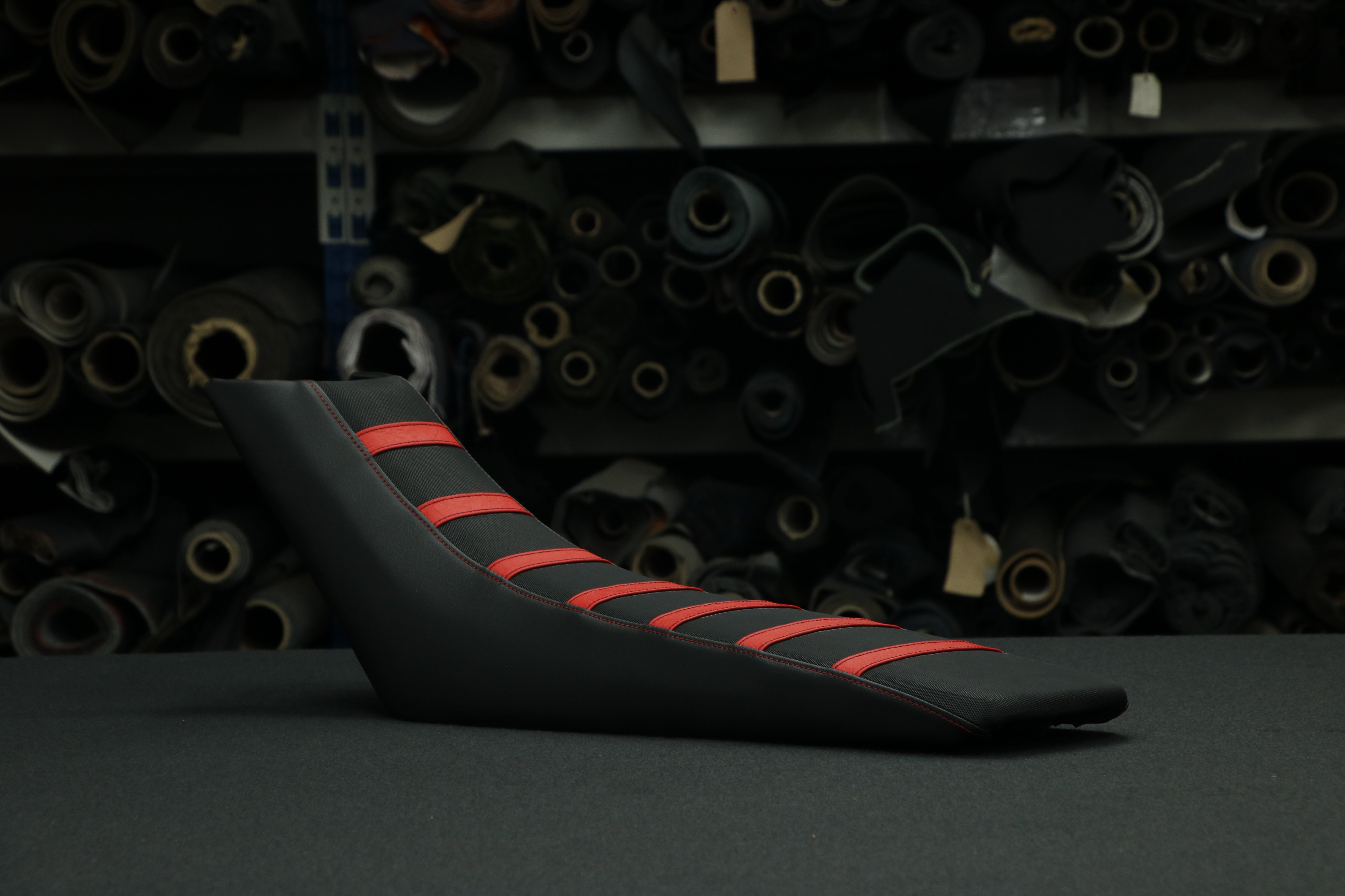 Jor Seat Full Stripes – Custom Moped Seats